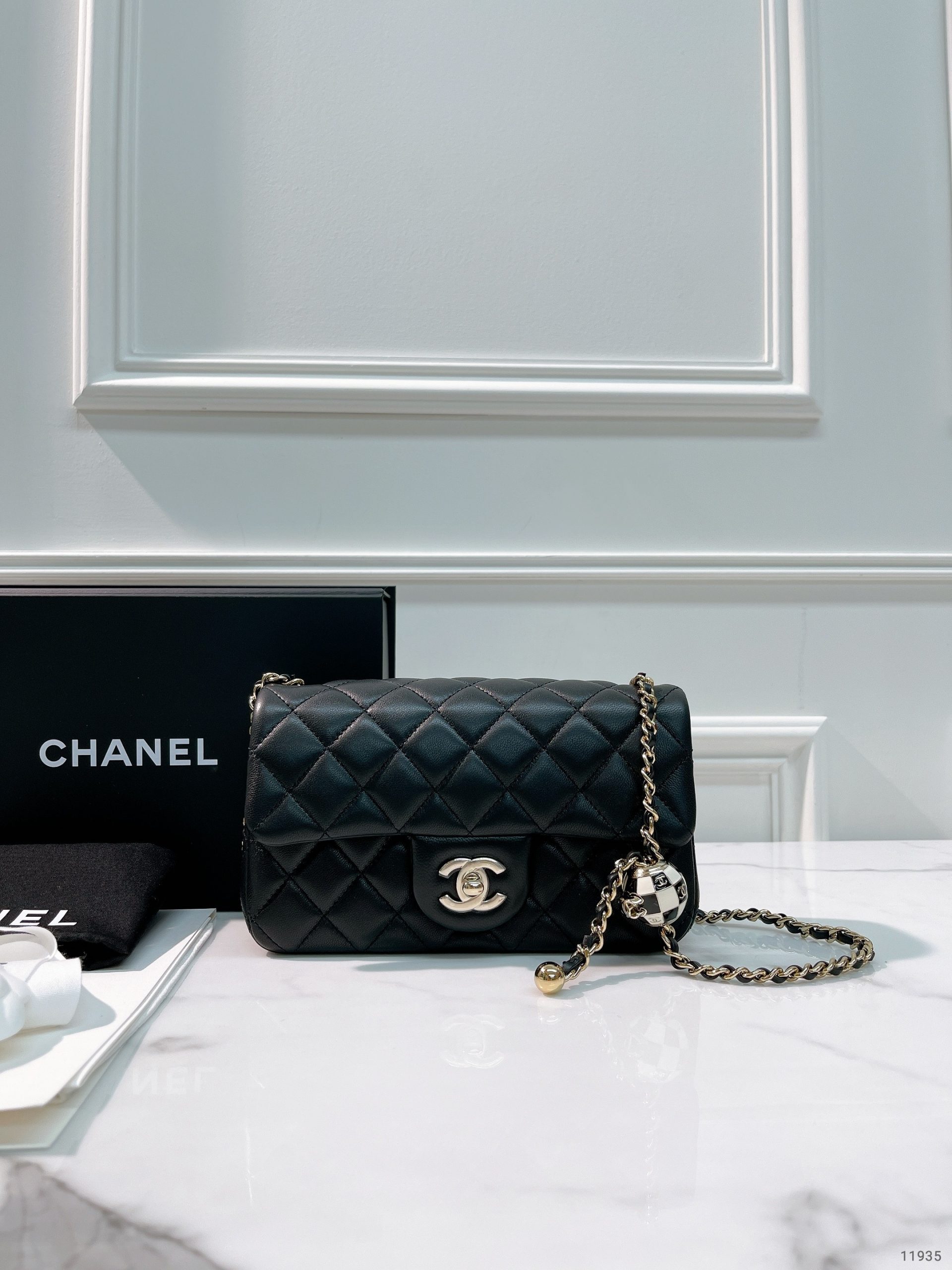 CHANEL 23C MINI FLAP BAG - AHLi - Melbourne Second-Hand Luxury