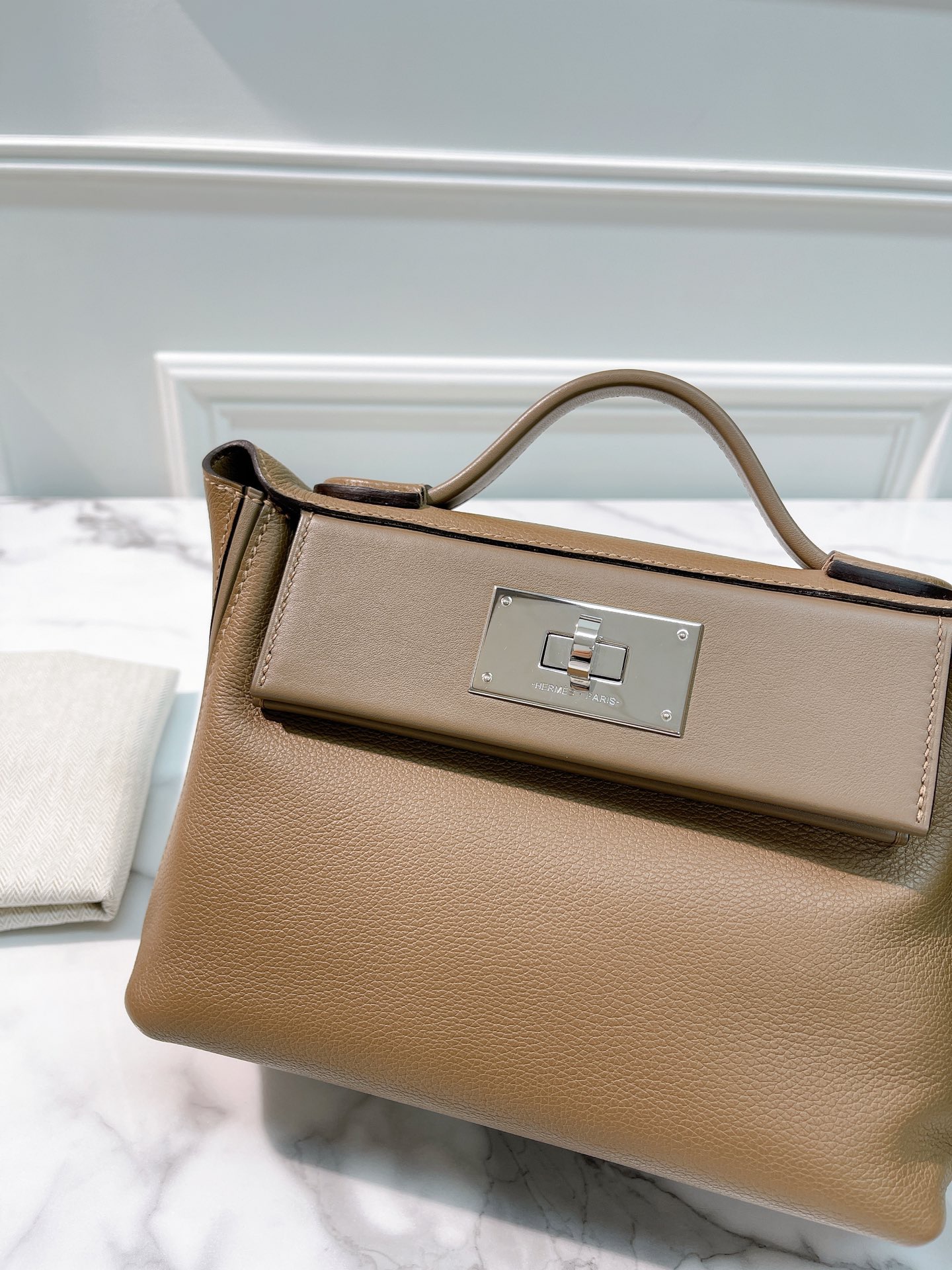 HERMES MINI 2424 - AHLi - Melbourne Second-Hand Luxury