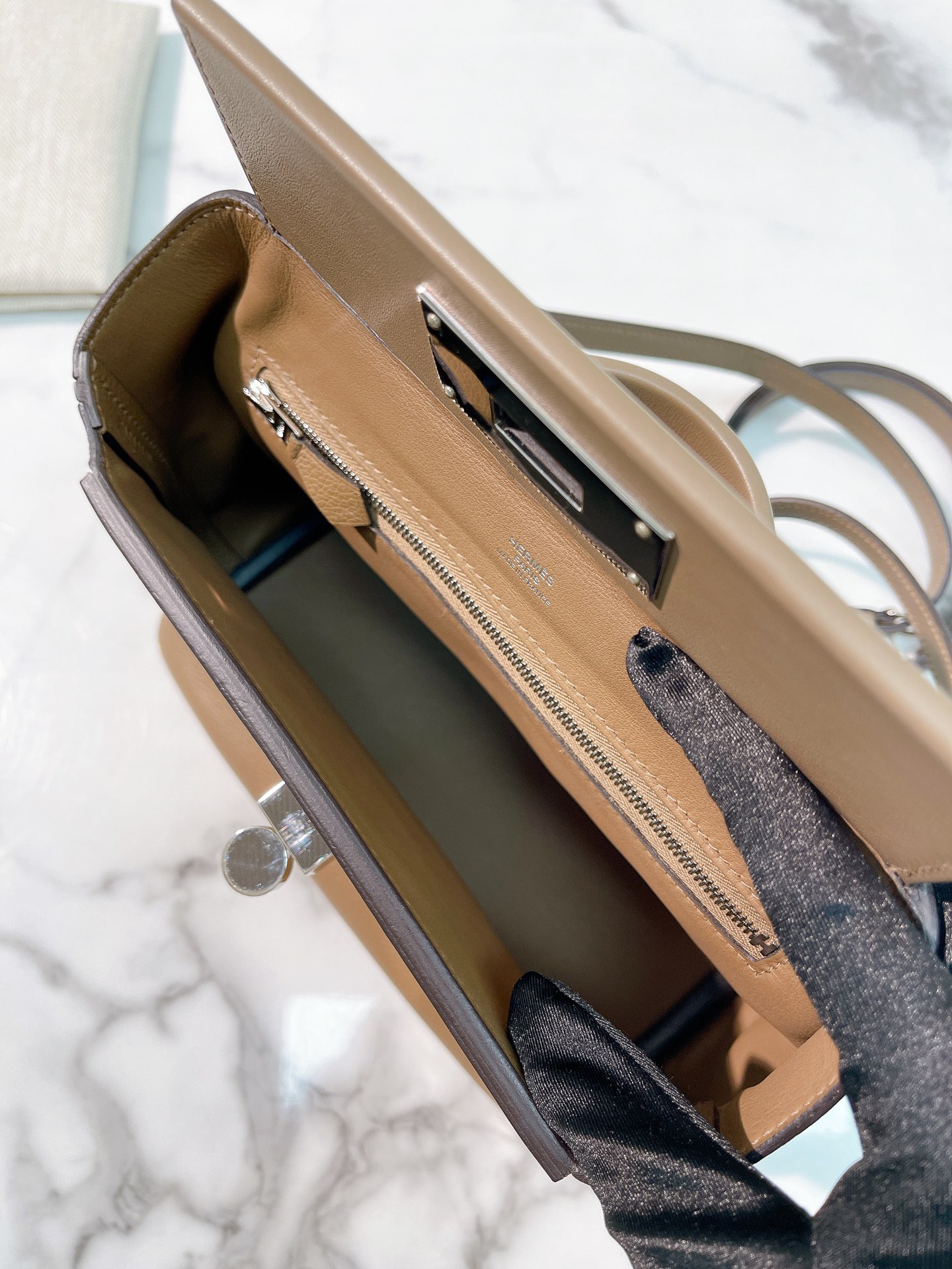 HERMES MINI 2424 - AHLi - Melbourne Second-Hand Luxury