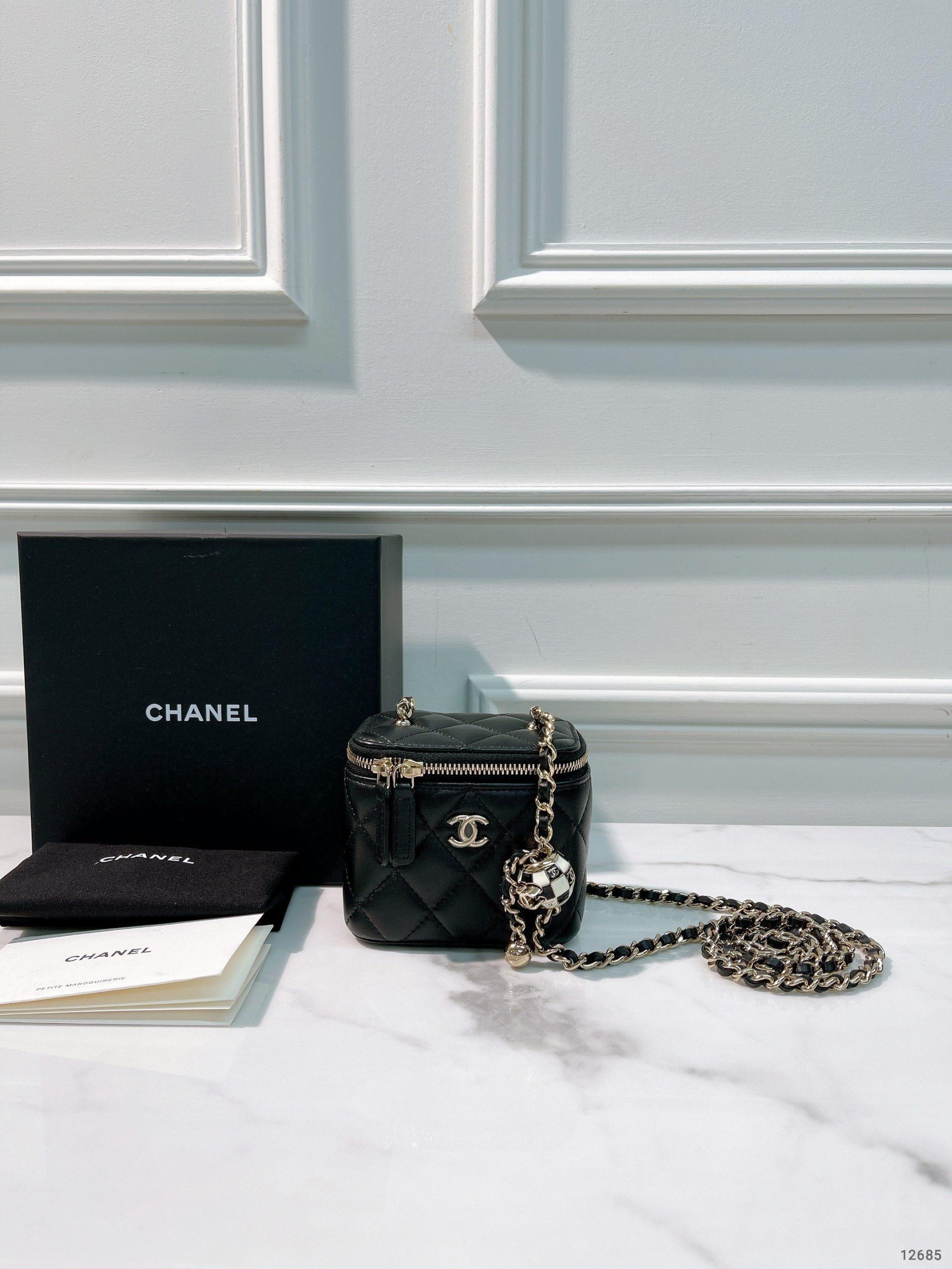 CHANEL 23C CLUTCH ON CHAIN - AHLi - Melbourne Second-Hand Luxury