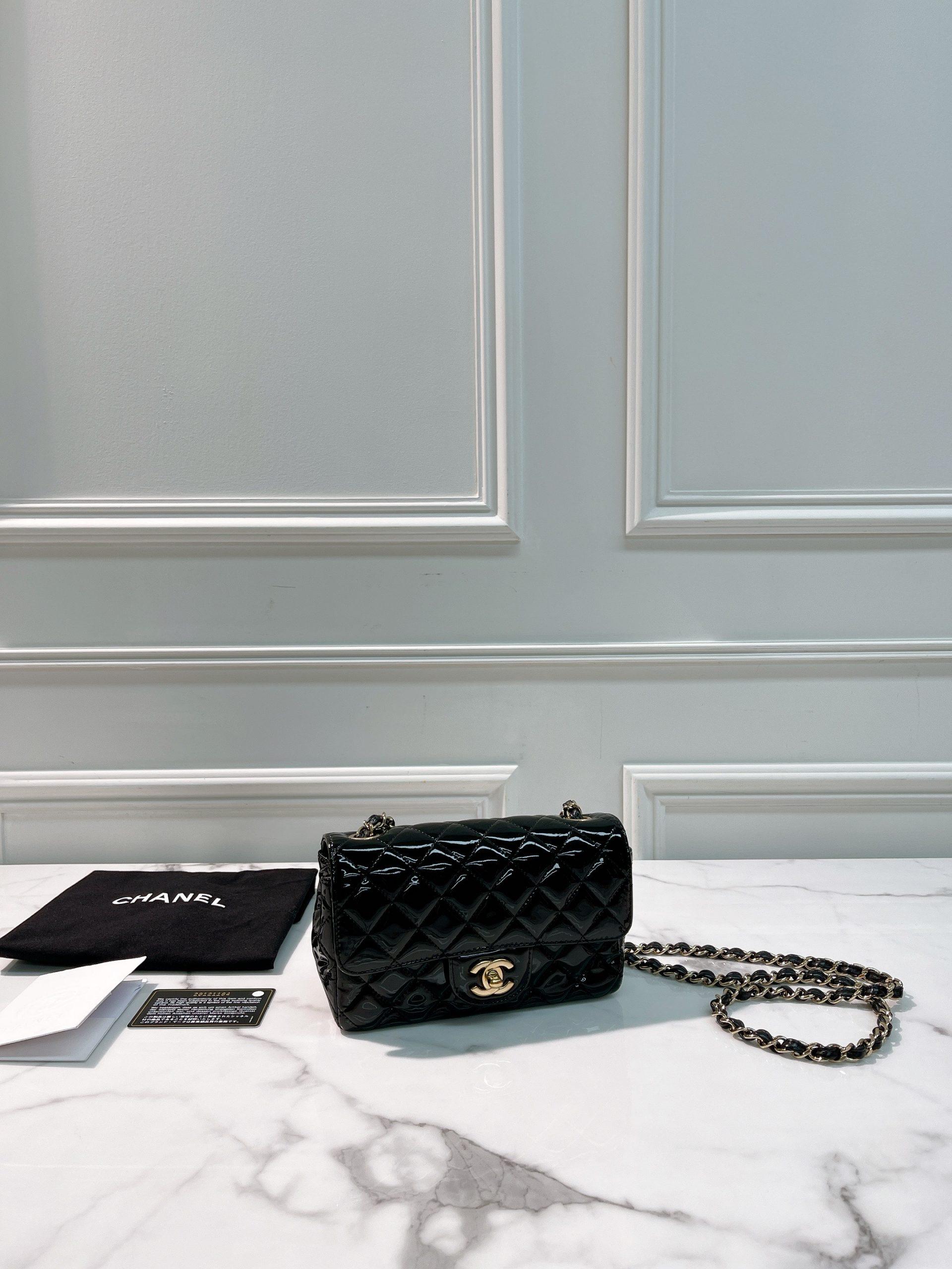 CHANEL MINI CLASSIC FLAP - Ahli