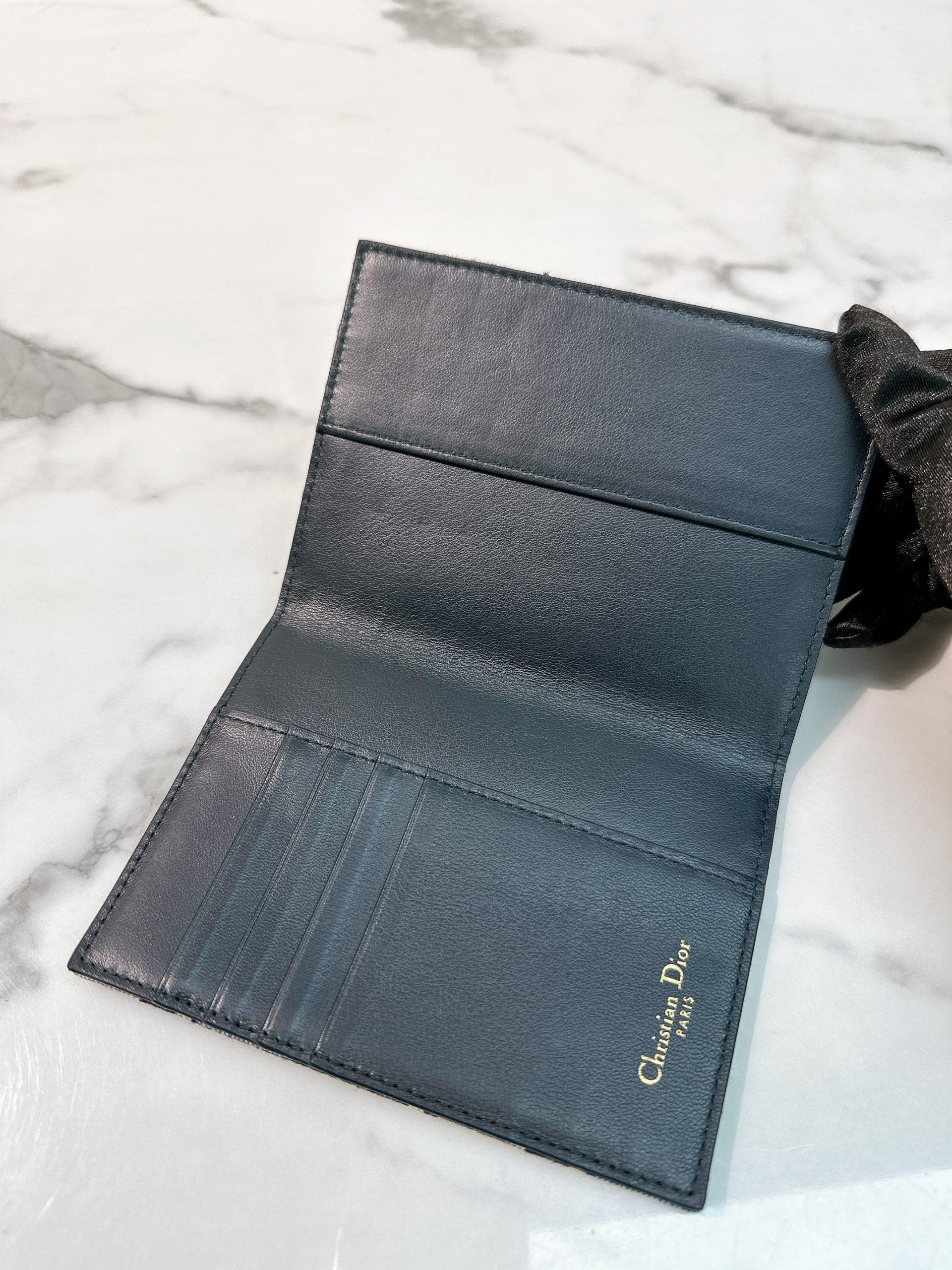 CHRISTIAN DIOR PASSPORT CASE - AHLi - Melbourne Second-Hand Luxury