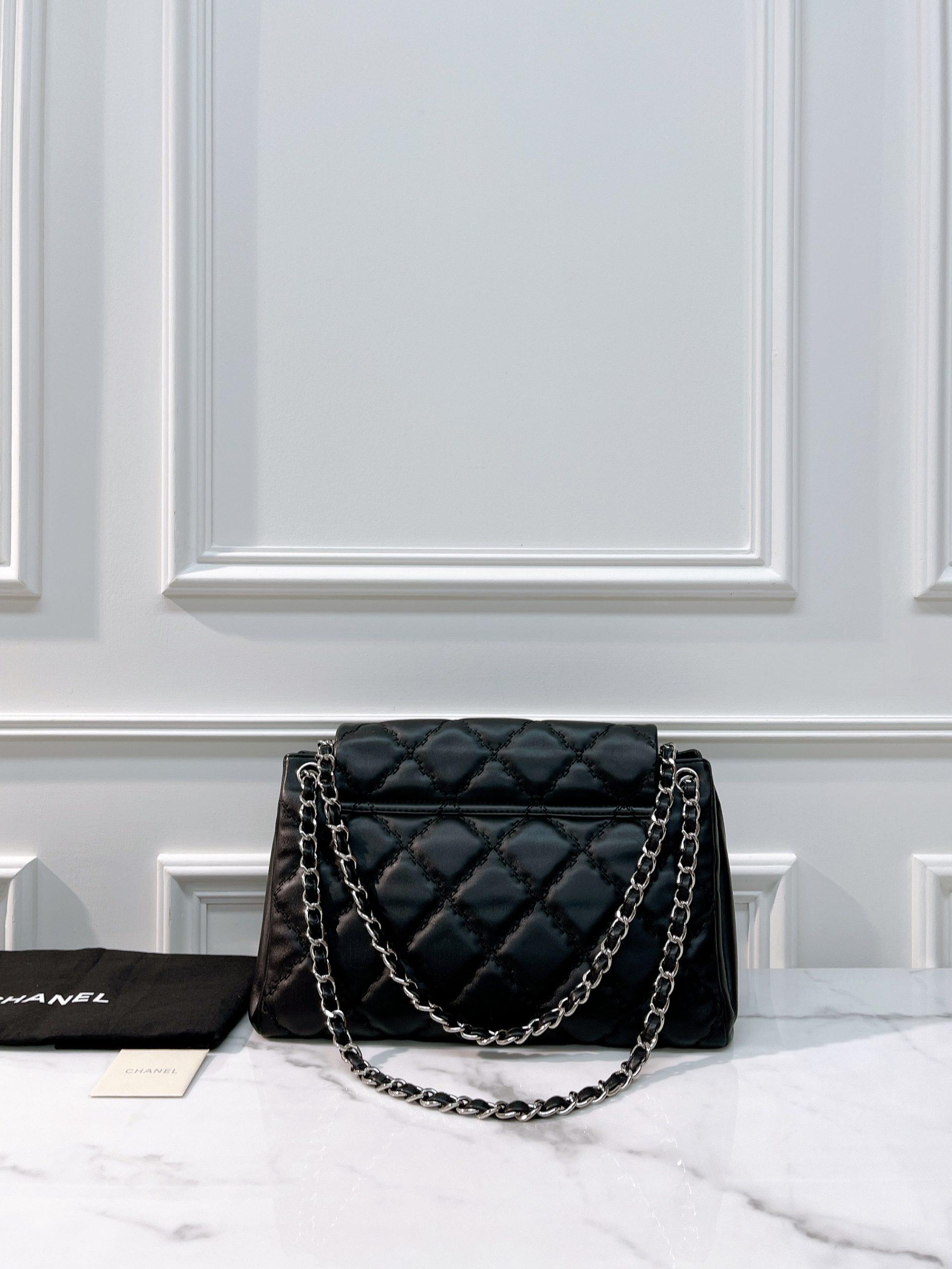 CHANEL HAMPTONS - Ahli