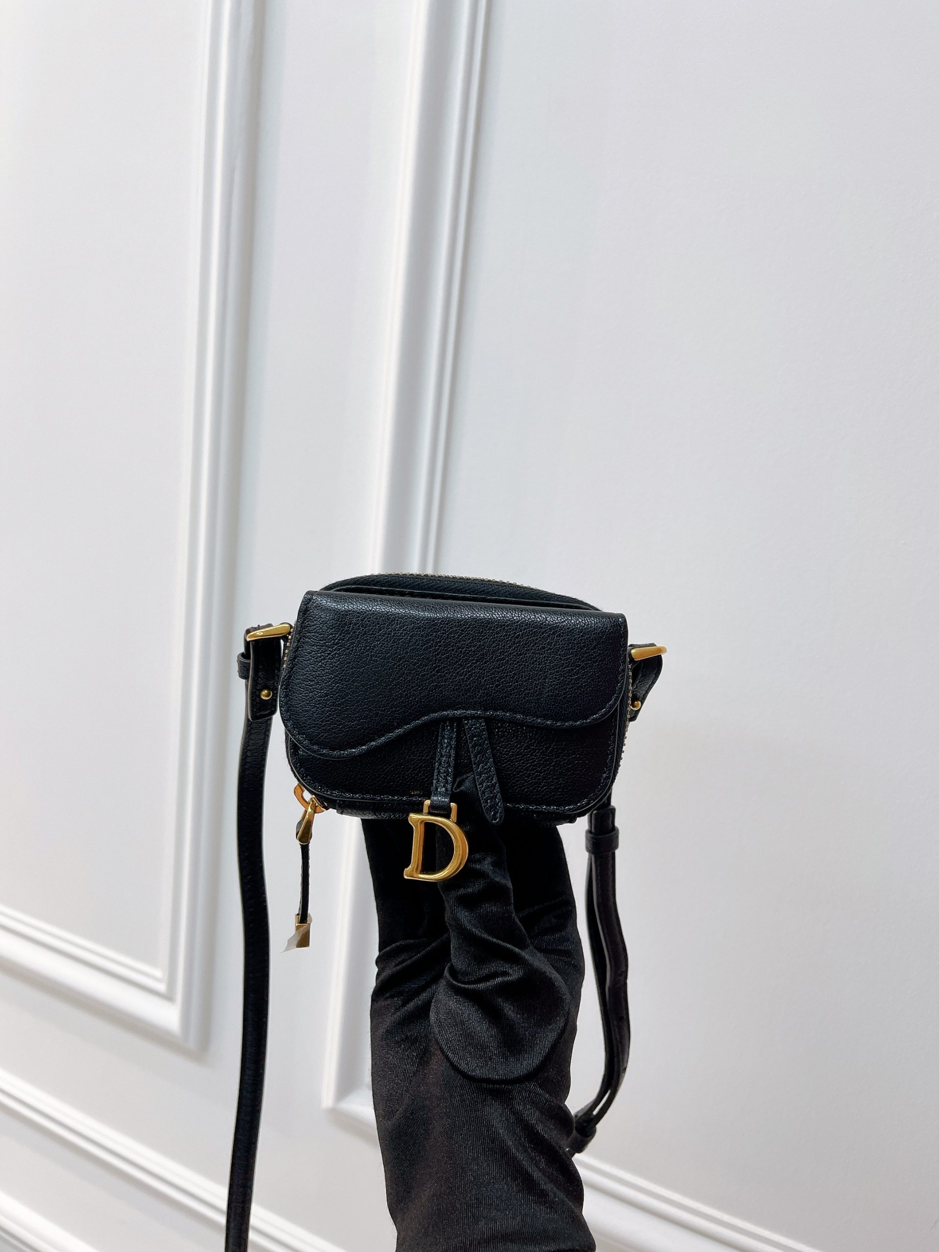 CHRISTIAN DIOR MICRO CAMERA CASE - AHLi - Melbourne Second-Hand Luxury