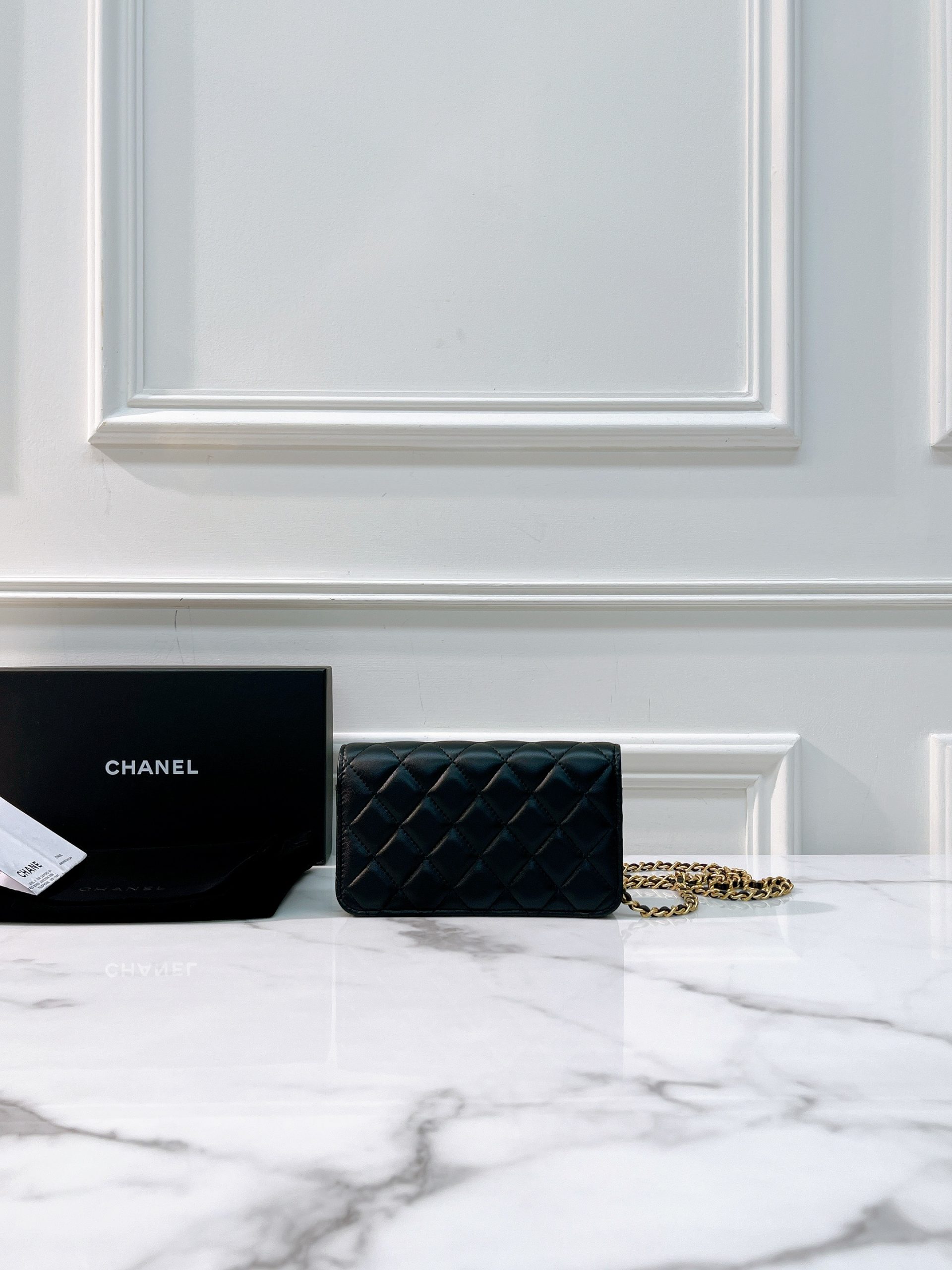 CHANEL MINI WALLET ON CHAIN - Ahli