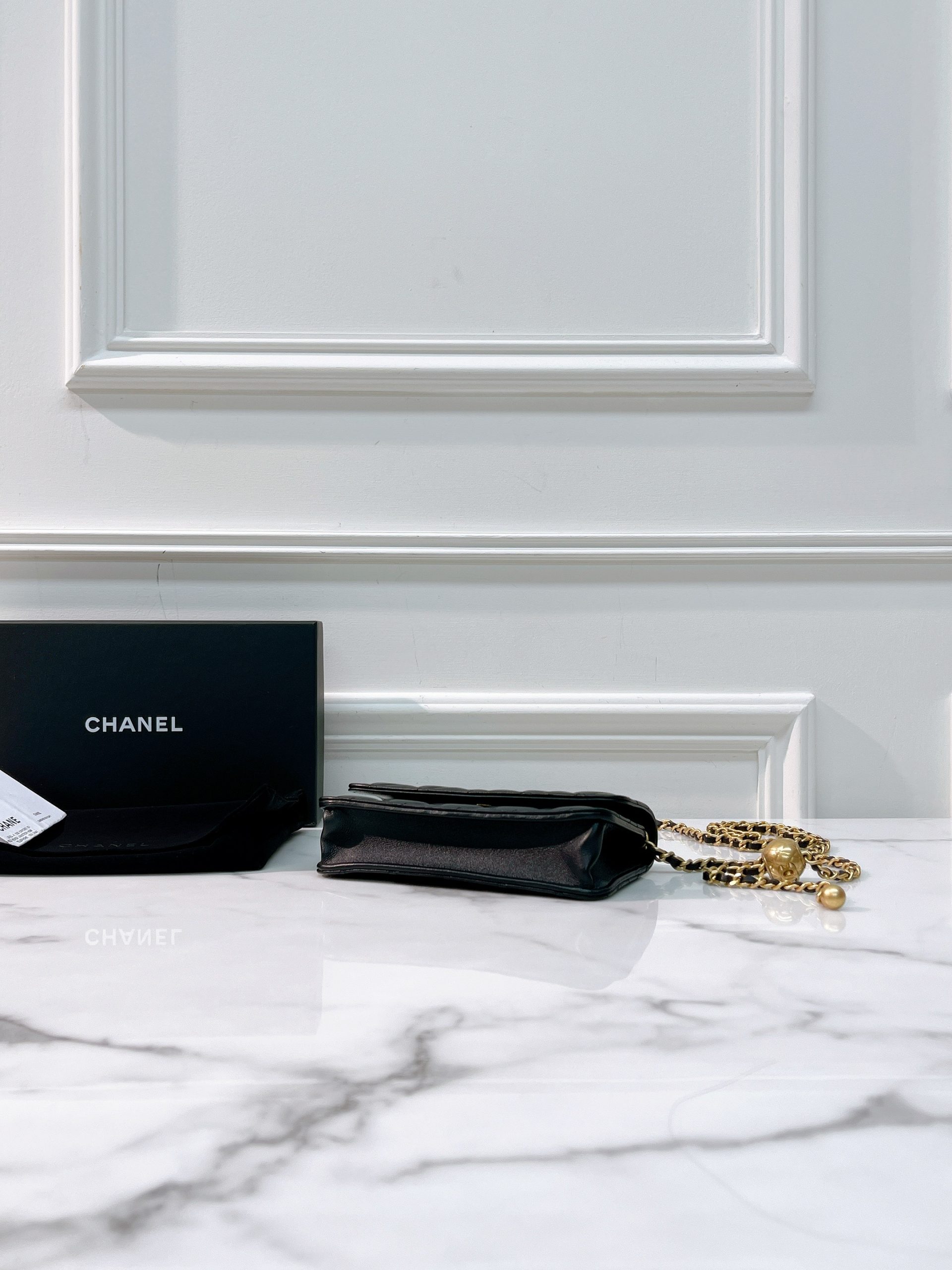 CHANEL MINI WALLET ON CHAIN - Ahli