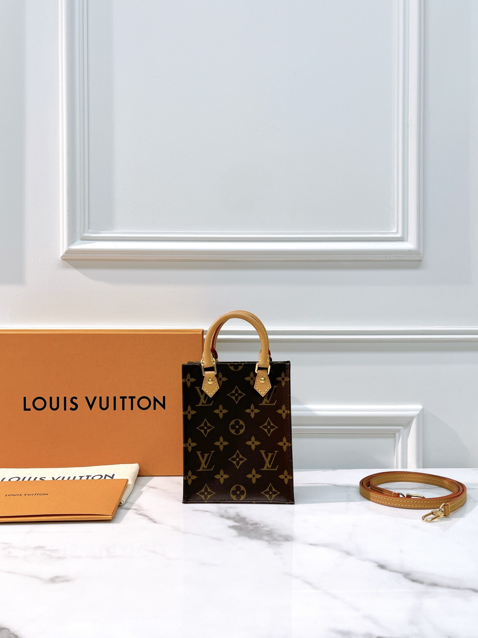 LV PETITE SAC PLAT MINI - Ahli