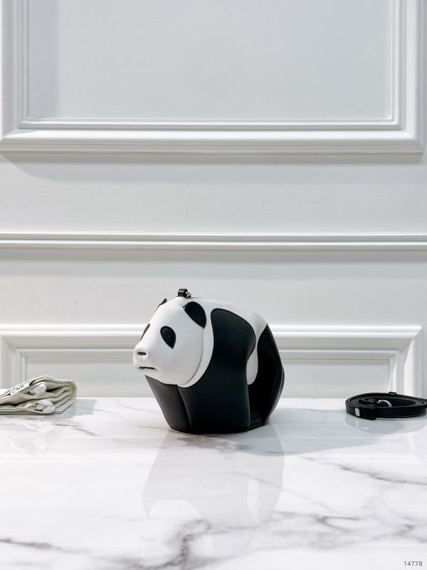 LOEWE PANDA BAG - Ahli