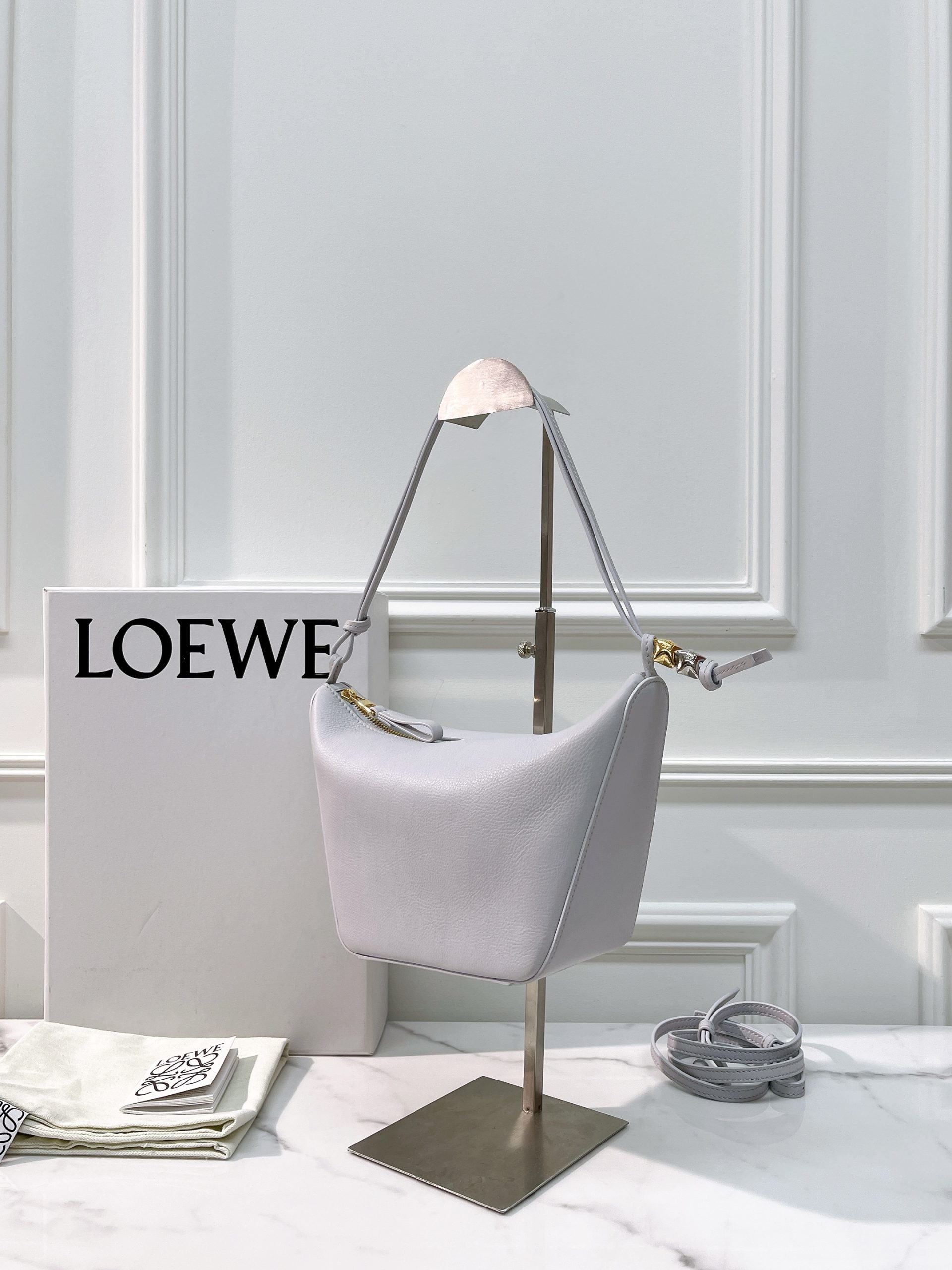 LOEWE MINI HAMMOCK HOBO - Ahli